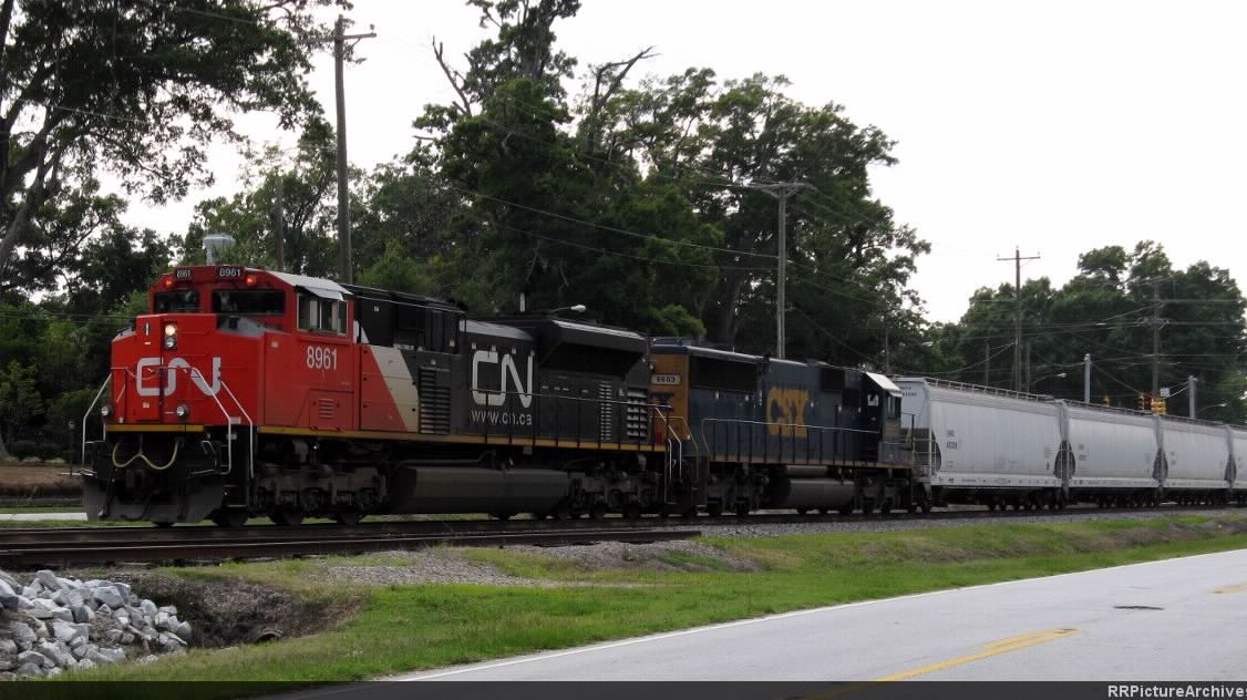 CN 8961 SD70M-2